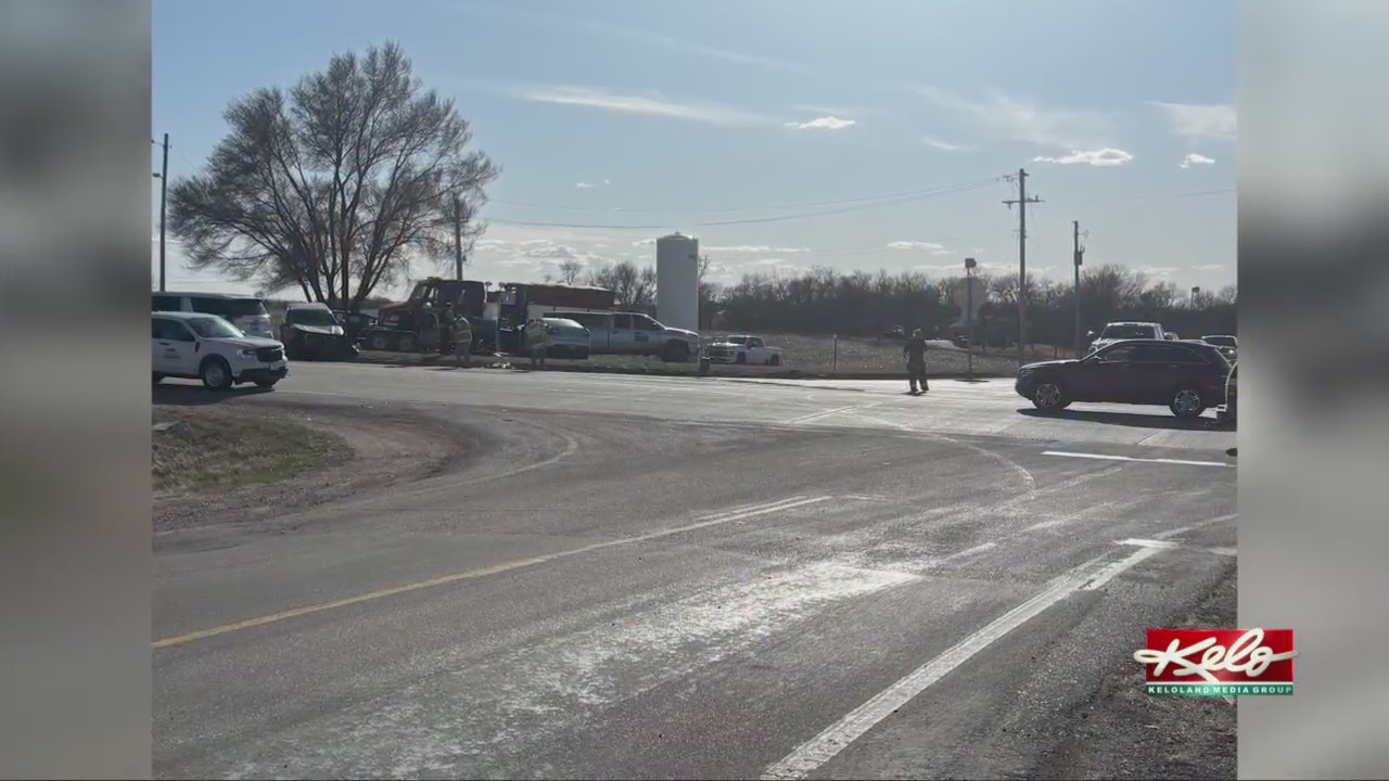 Serious crash near Baltic – KELOLAND.com