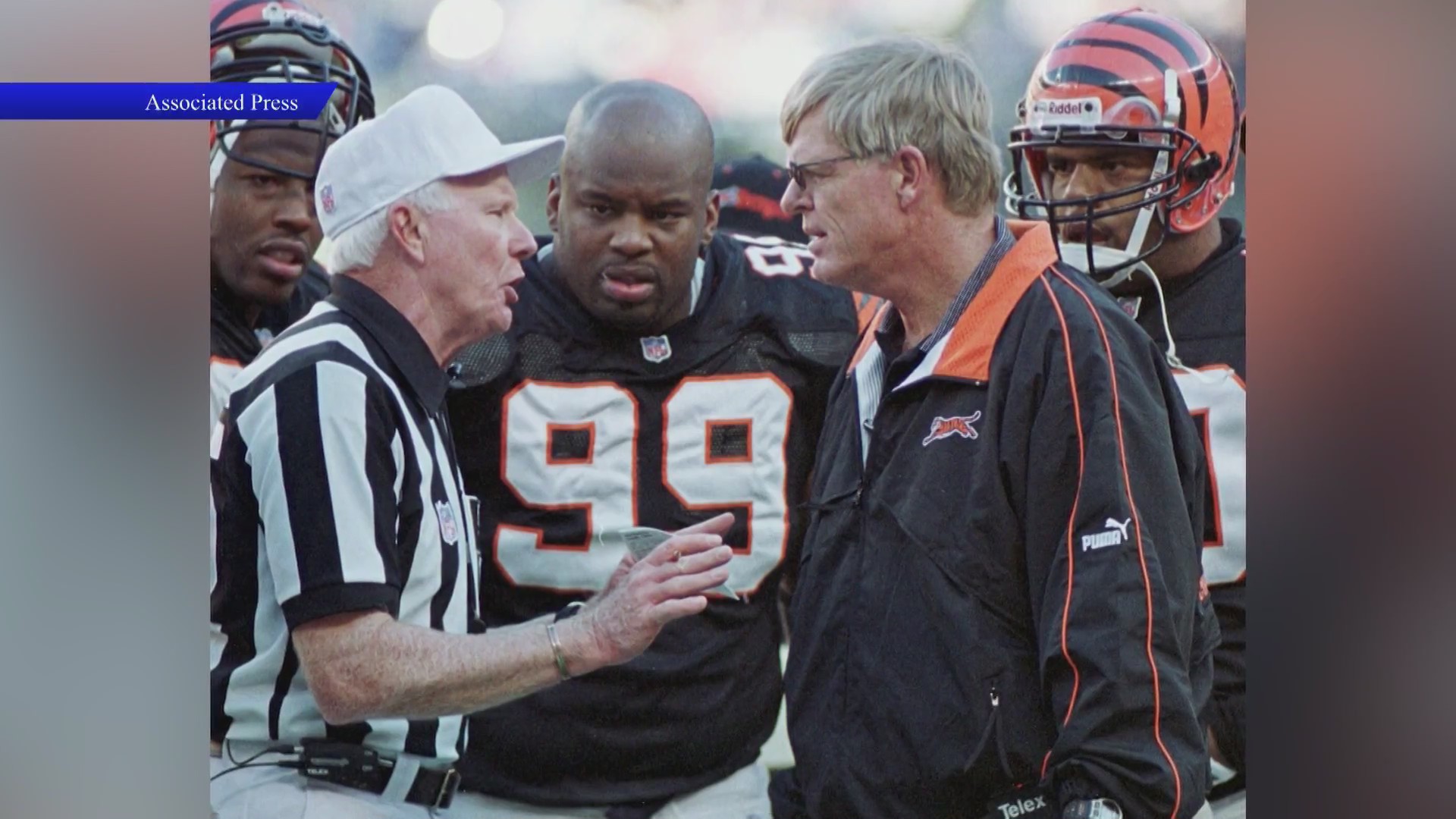 Dick Hantak – St. Louis own Super Bowl referee – FOX 2