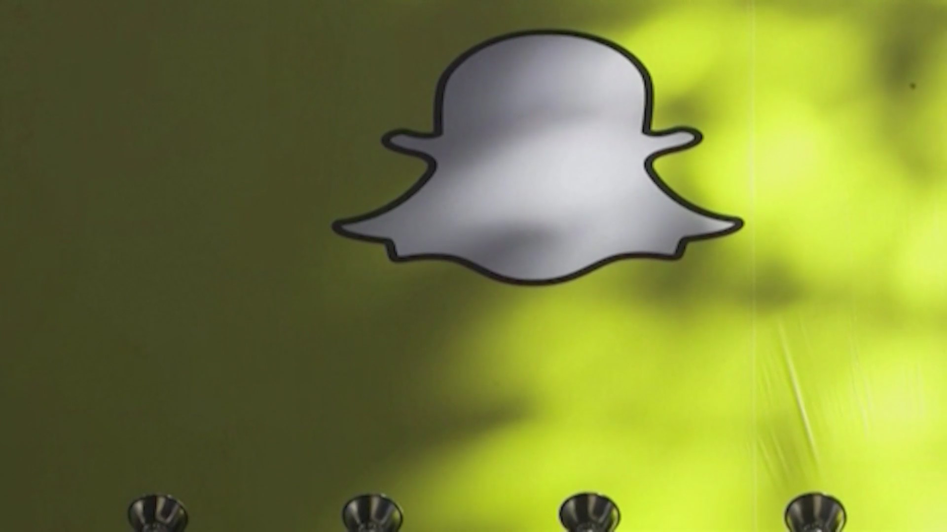NMDOJ says Snapchat ignored reports of sextortion, according to new ...