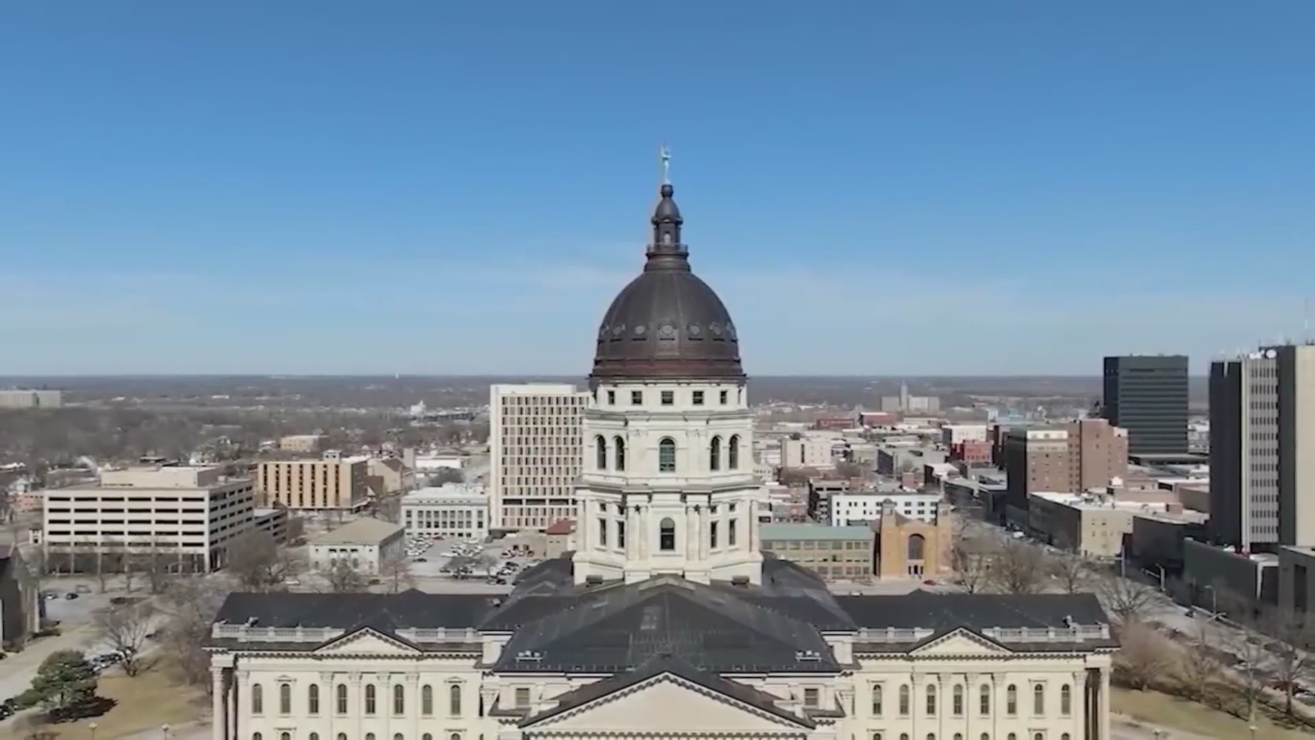 Kansas leaders don’t have to act on STAR Bonds by June 30 – FOX 4 ...