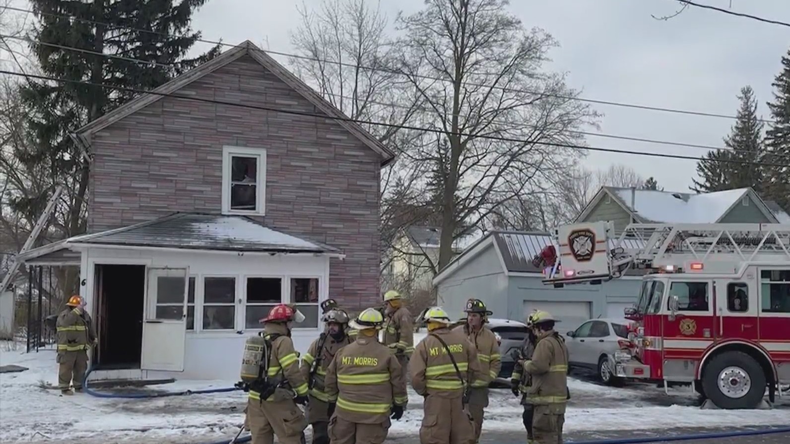 1 dead, 3 hospitalized after house fire in Perry – RochesterFirst