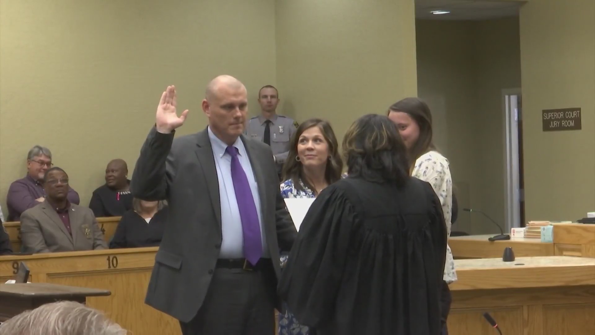 Martin County names Drew Robinson new sheriff as Tim Manning retires – WNCT