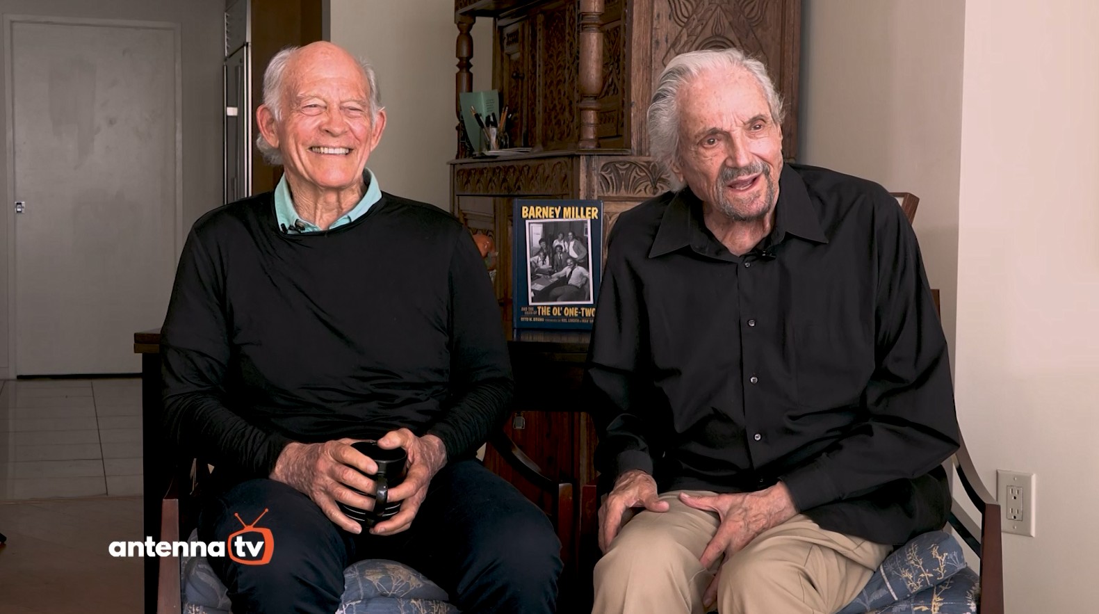 Nostalgia Stories: Max Gail and Hal Linden – WGN Radio 720 – Chicago's ...