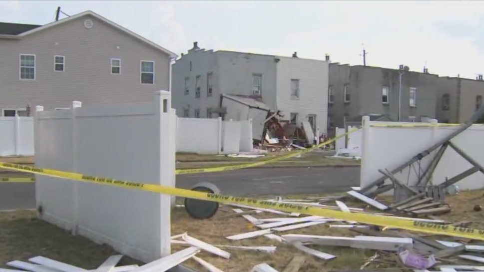 Tractor Trailer Crashes Into New Jersey Home Officials Pix11