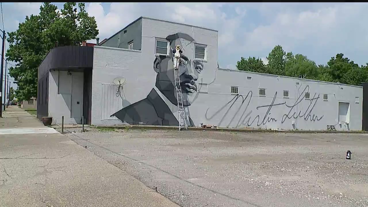 Mural of Martin Luther King Jr. being painted on side of Youngstown ...