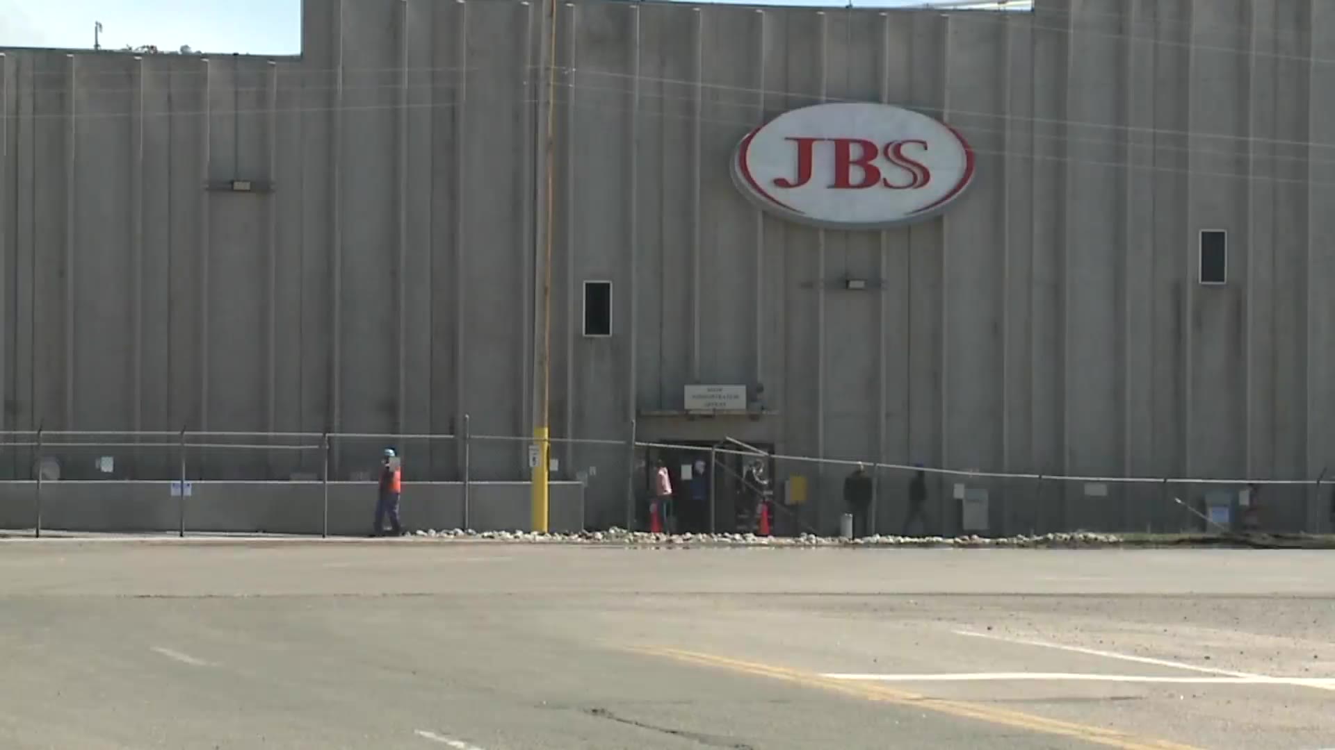 Migrant workers at Greeley meat packing plant speak out about workplace ...