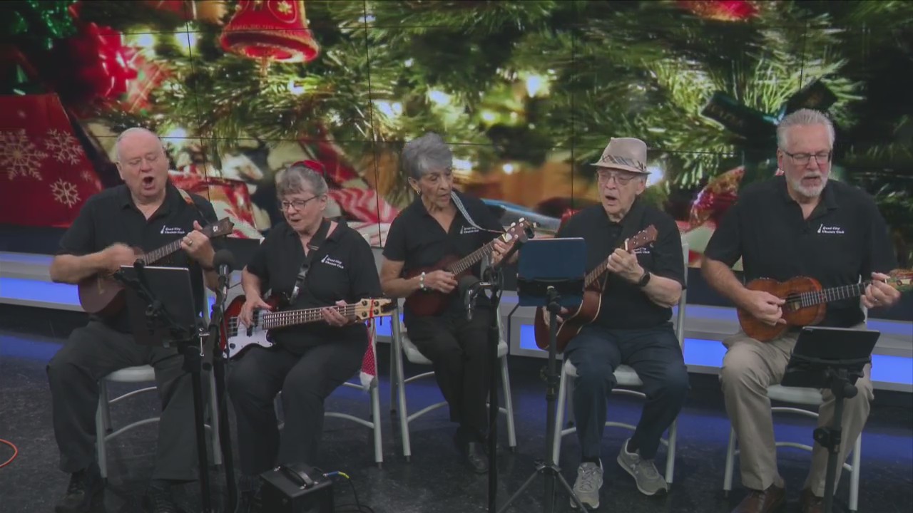 Live Music with the Quad City Ukulele Club! – WHBF – OurQuadCities.com