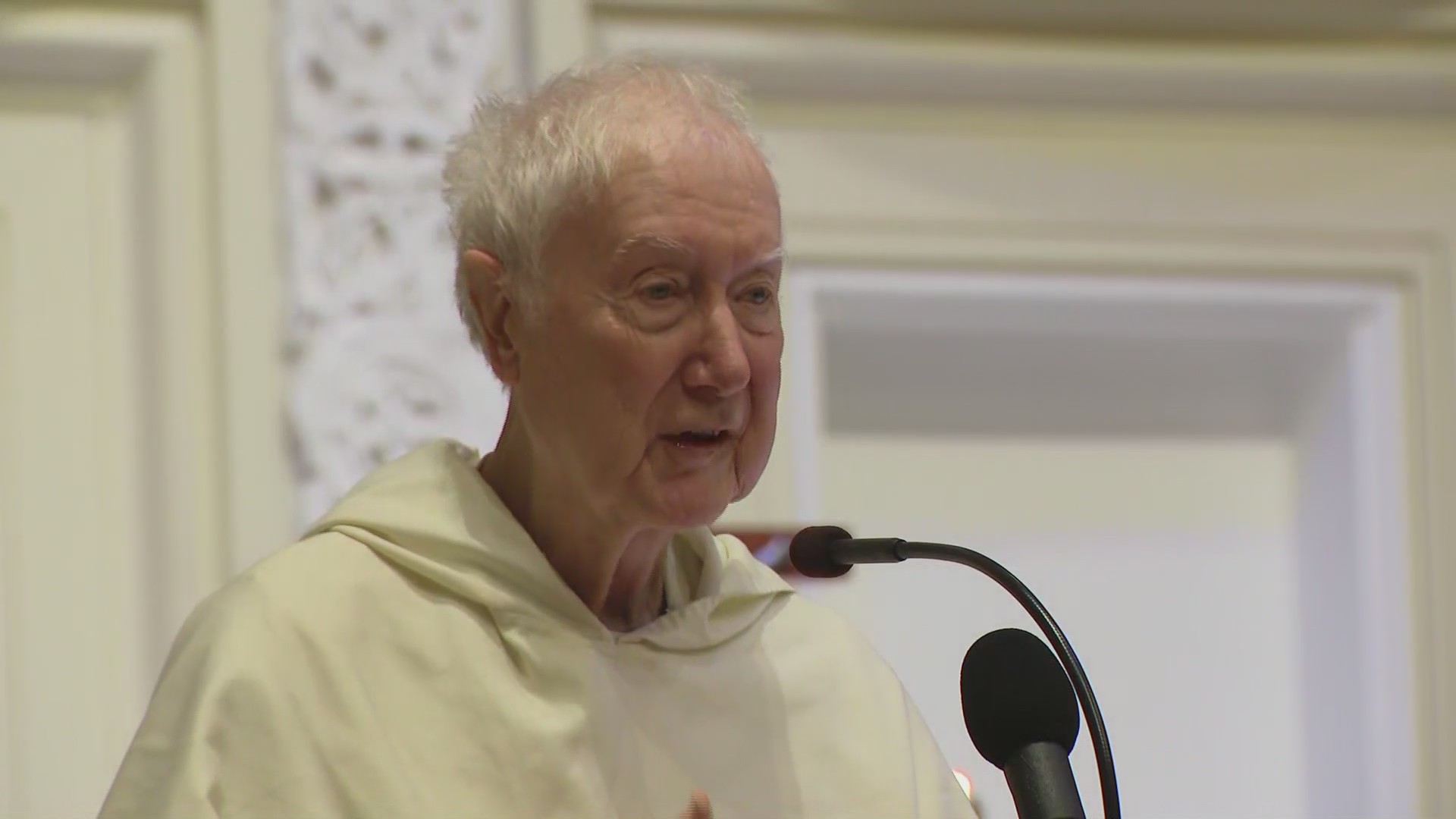 Renowned Cardinal Timothy Radcliffe speaks in Chicago – WGN-TV