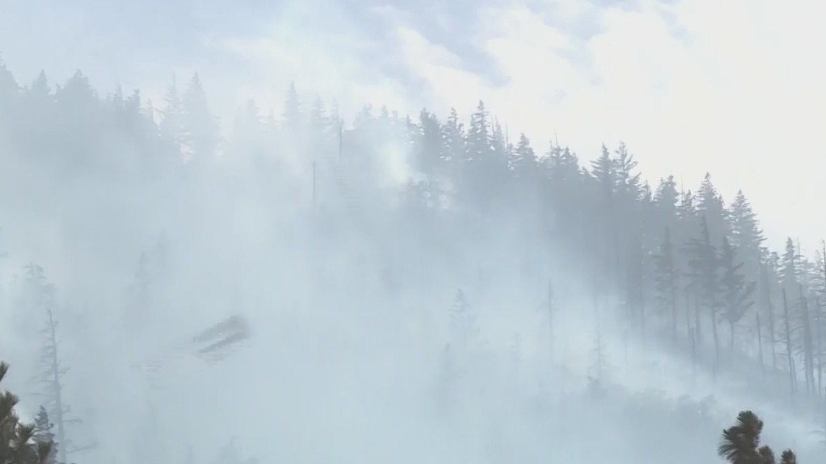 Rowena Fire continues shrinking as containment increases Tuesday – KOIN.com