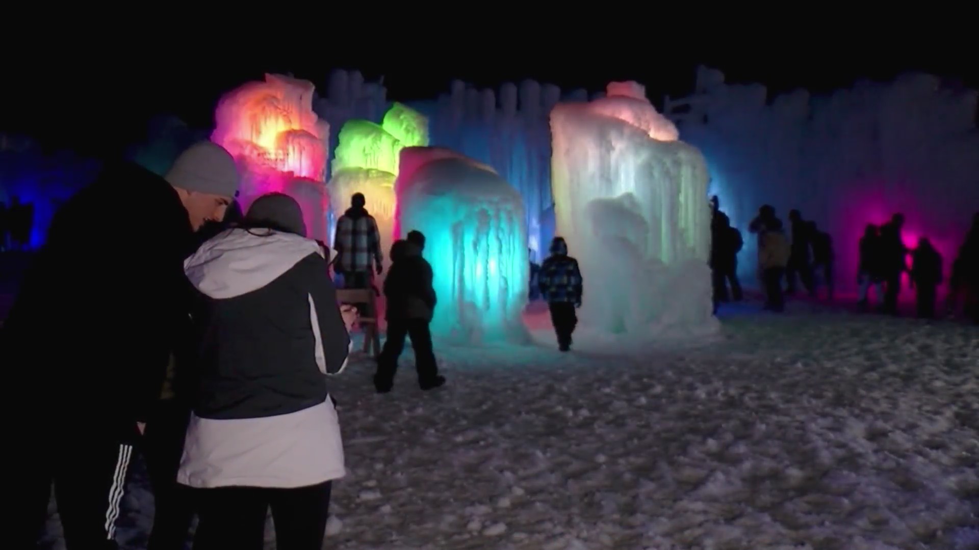 Ice Castles in Eagle announces closing date – FOX31 Denver