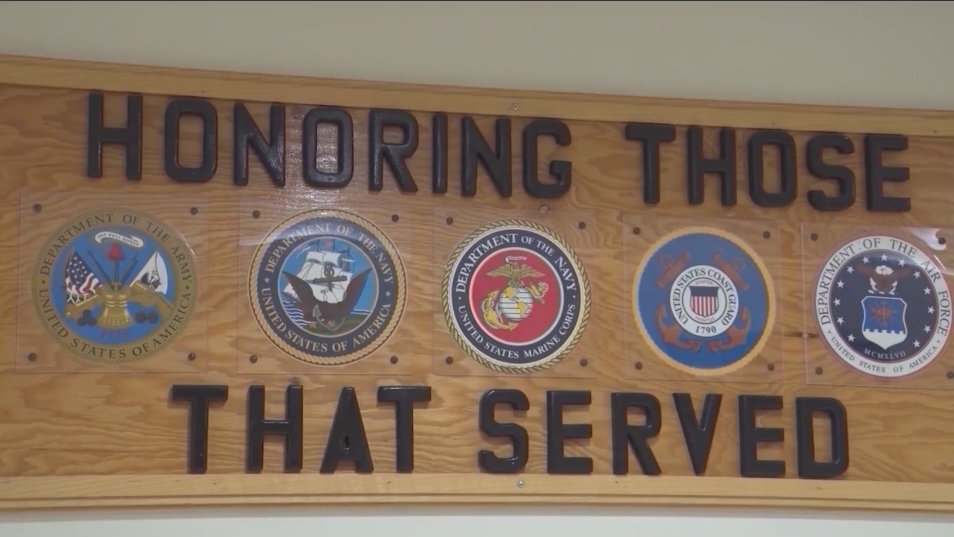 Money Matters: Scammers target veterans – Fox 59