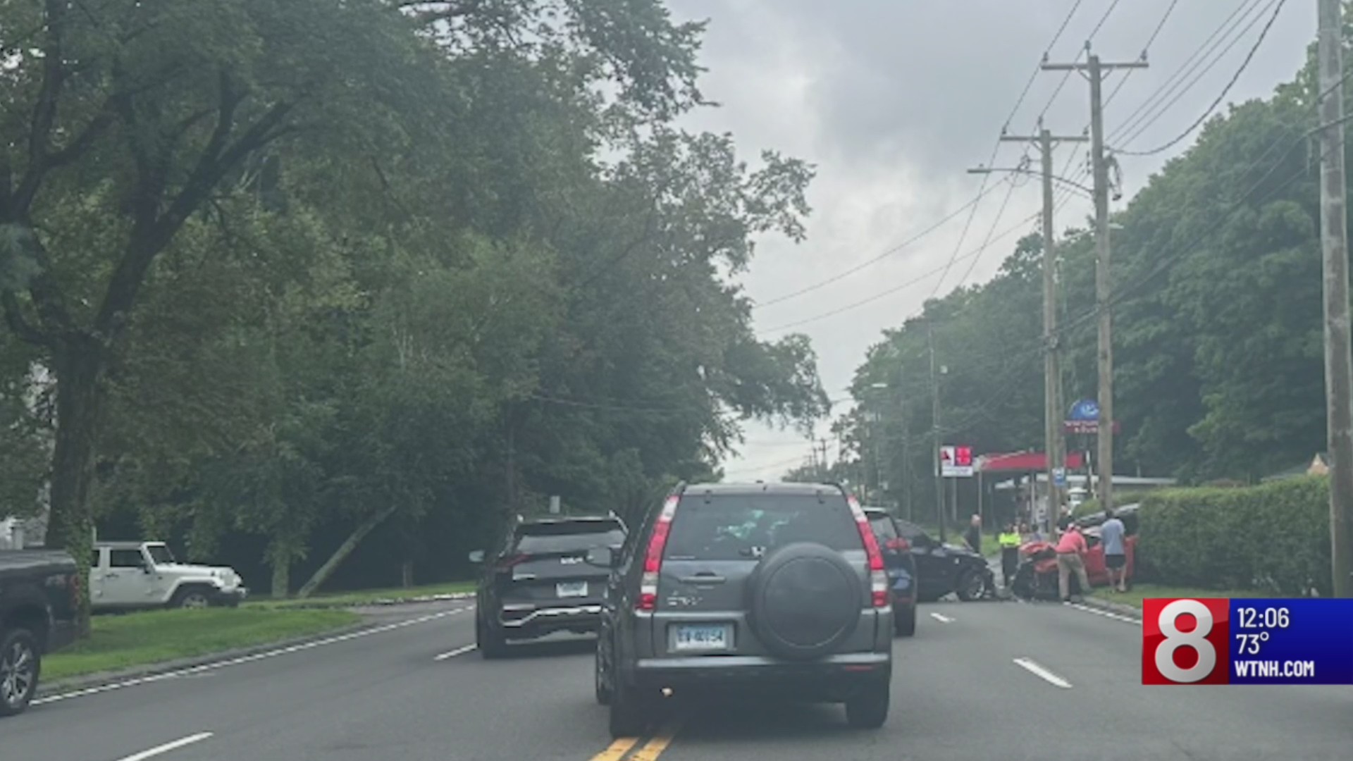 Crash slows traffic on Whitney Avenue in Hamden – WTNH.com
