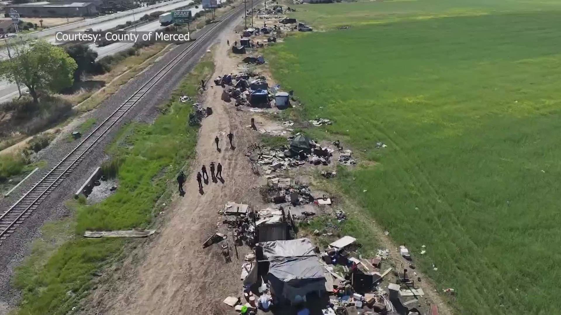 ‘Unsafe, unsanitary, unacceptable’: Merced homeless encampment off Hwy ...