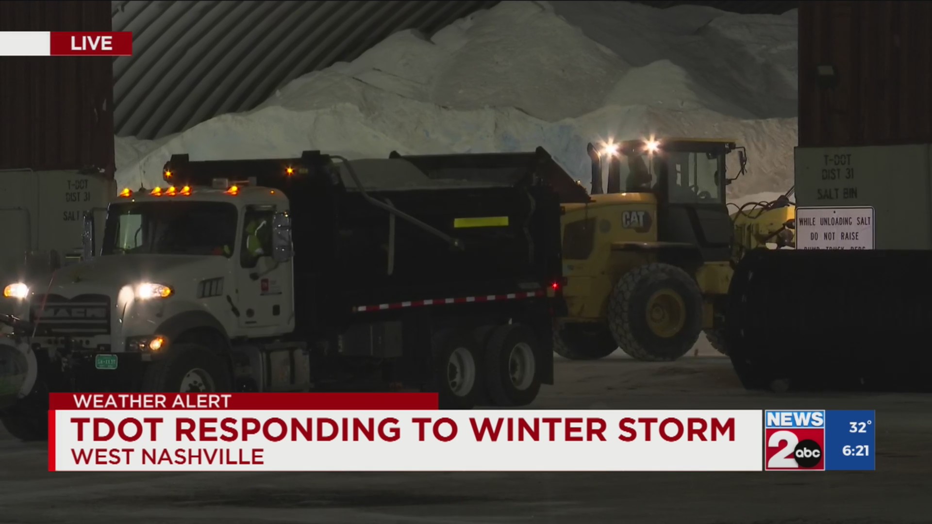 TDOT trucks roll out to salt the interstates – WKRN News 2