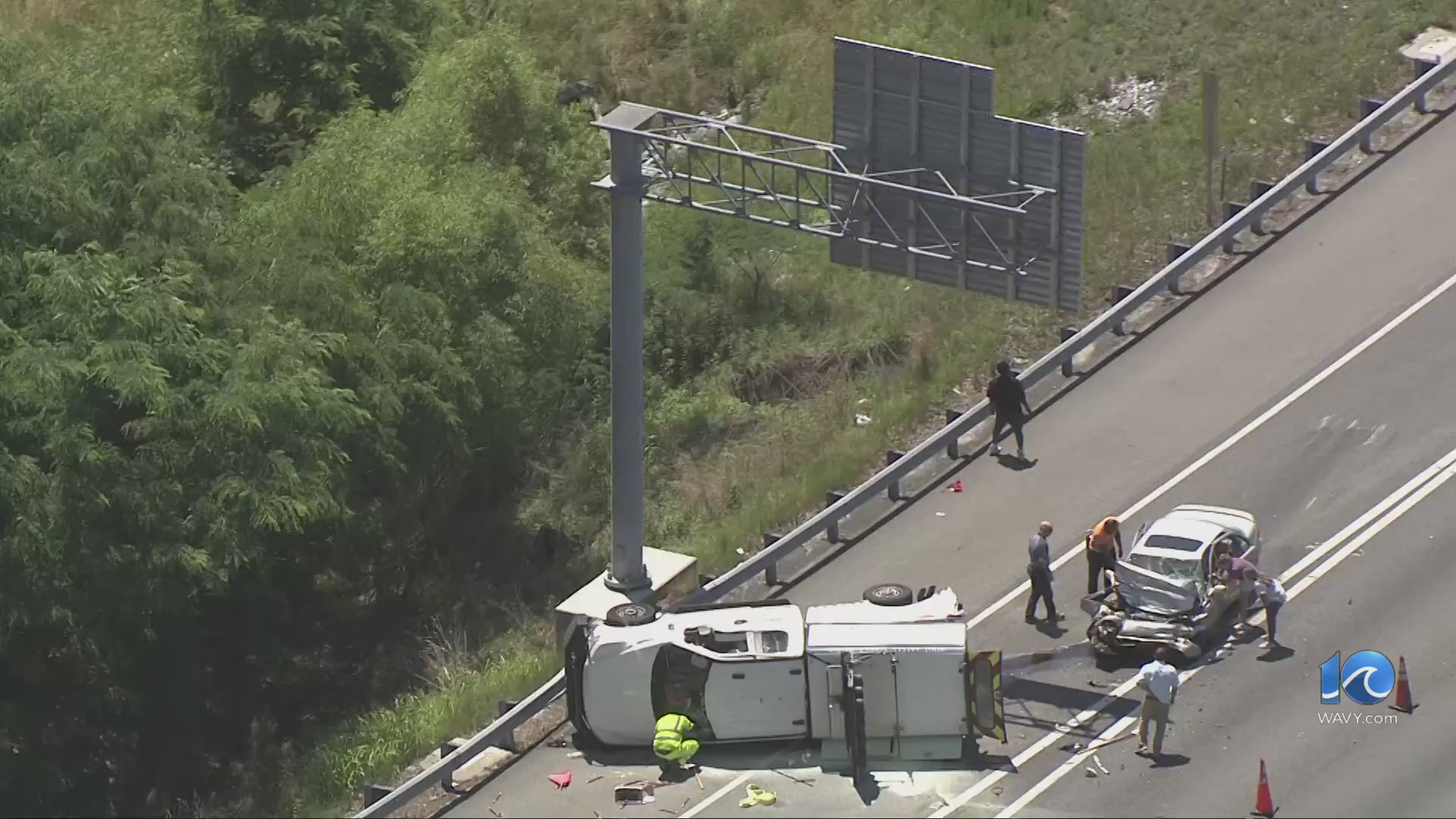 Deadly crash on I-64 eastbound Wednesday afternoon – WAVY.com
