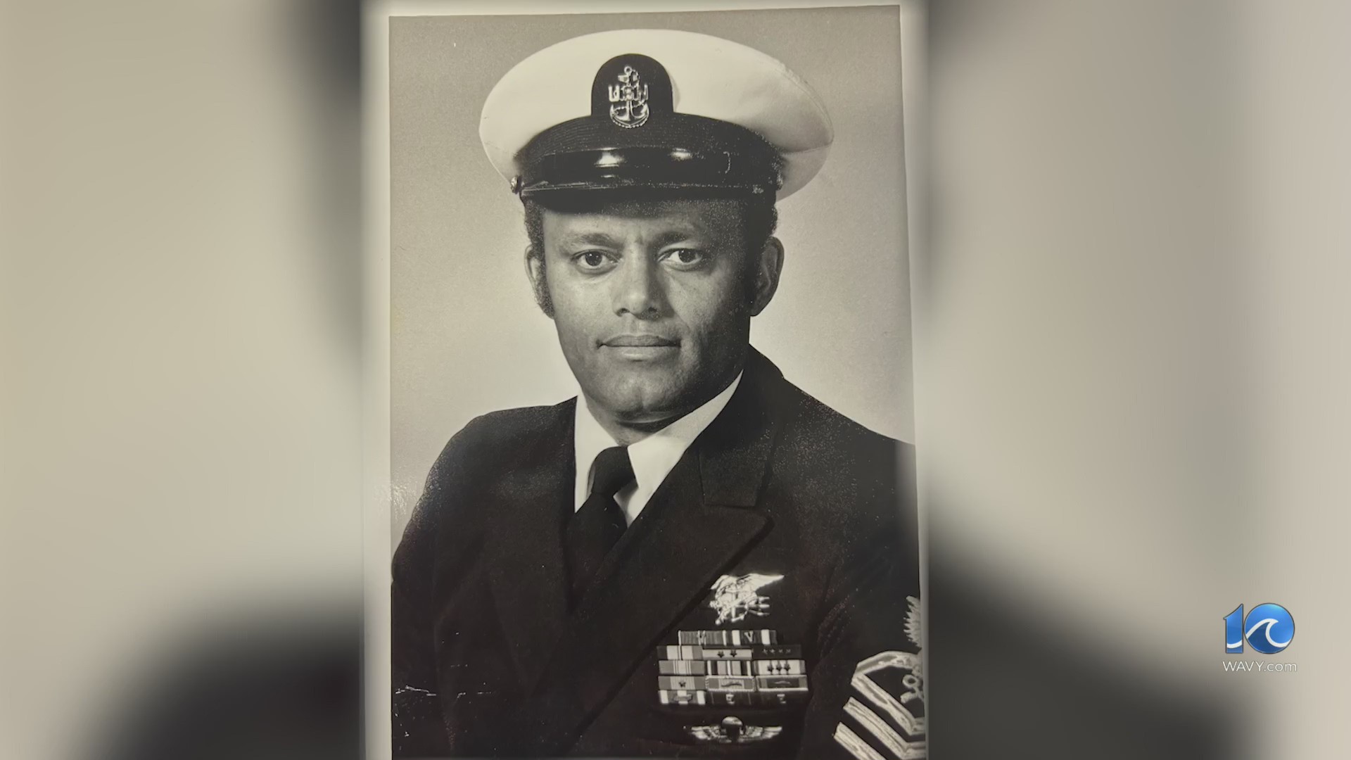 America’s first Black Navy SEAL dies at 87 – WAVY.com