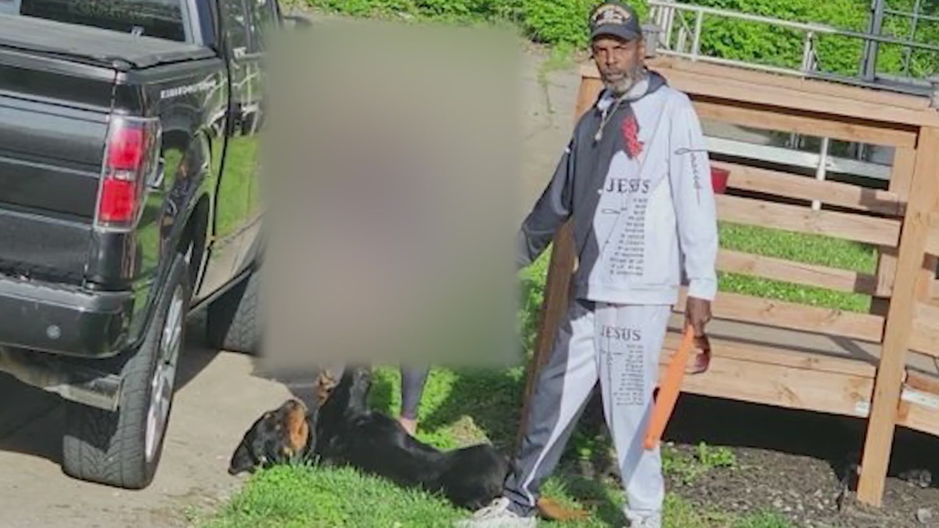 Photos show Kansas City metro man beating dog with plastic bat – FOX 4 ...