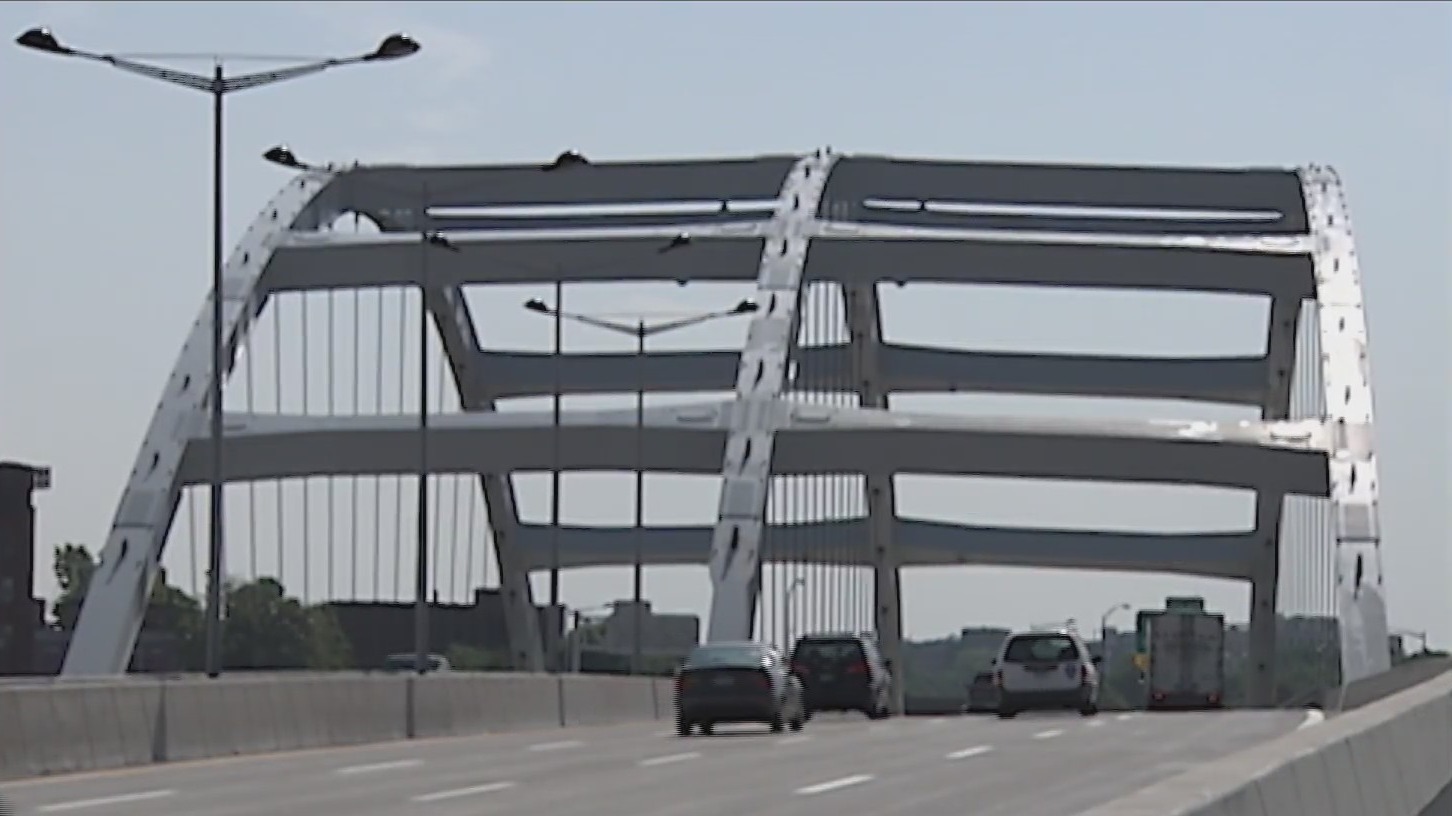 Rochester’s iconic Douglass-Anthony bridge undergoing $5M paint job ...