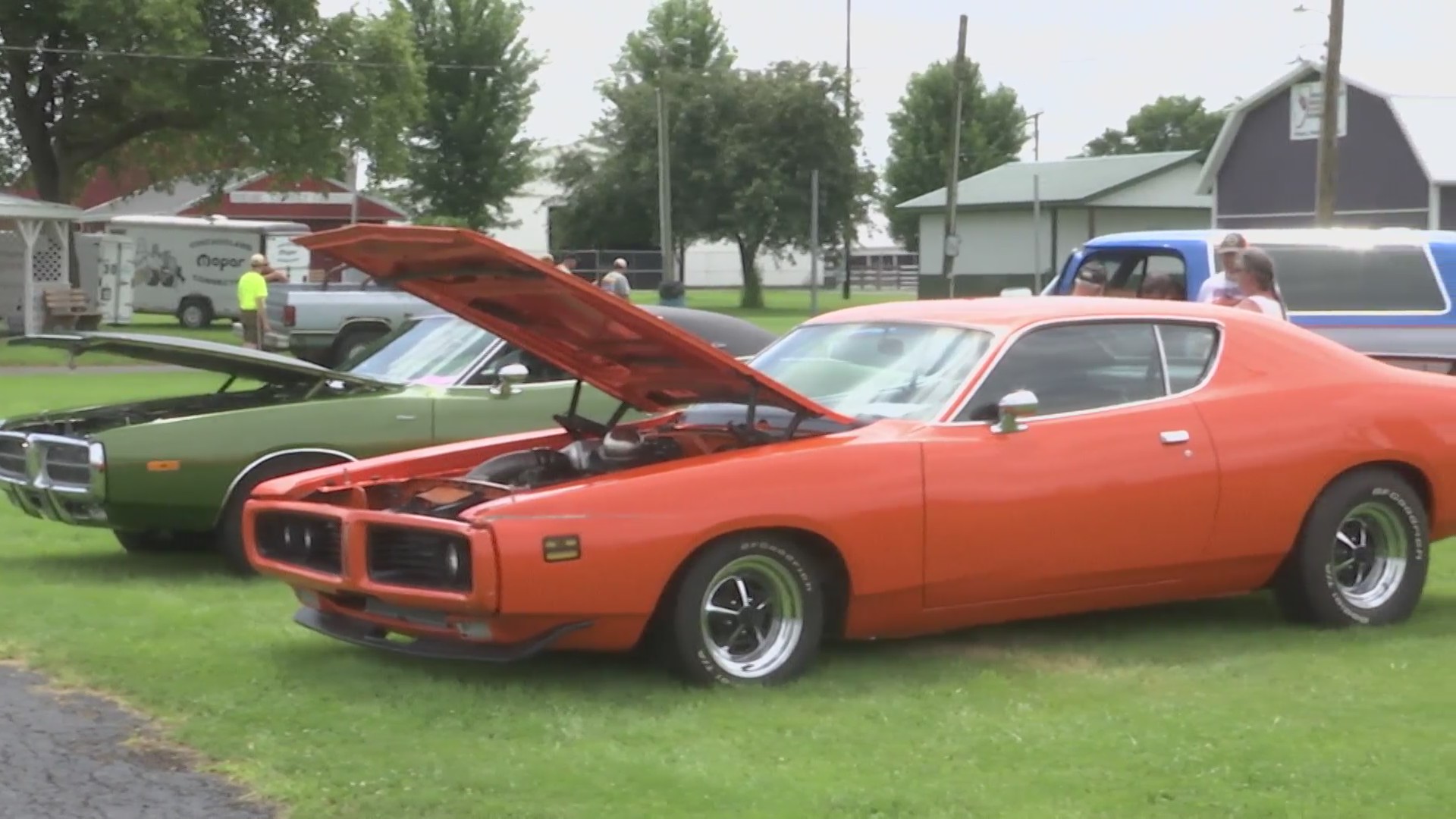 VetsRoll receives support from Mopar car enthusiasts in Belvidere ...
