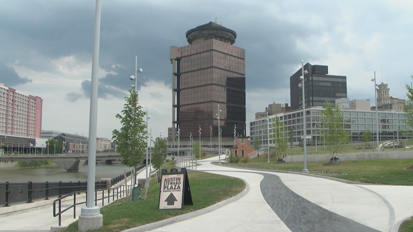 Ribbon cutting held Tuesday for Austin Steward Plaza in City of Rochester – RochesterFirst