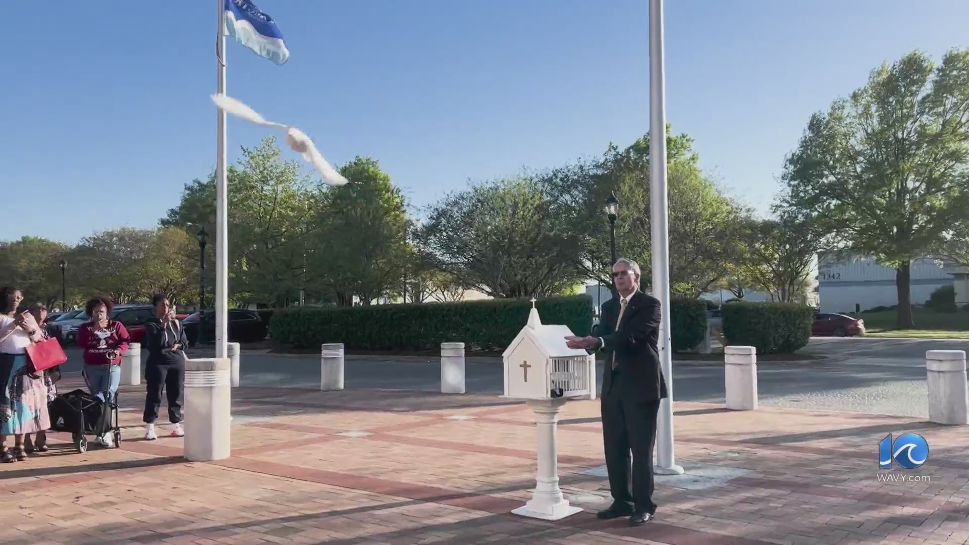 Event held for National Crime Victims’ Rights Week – WAVY.com