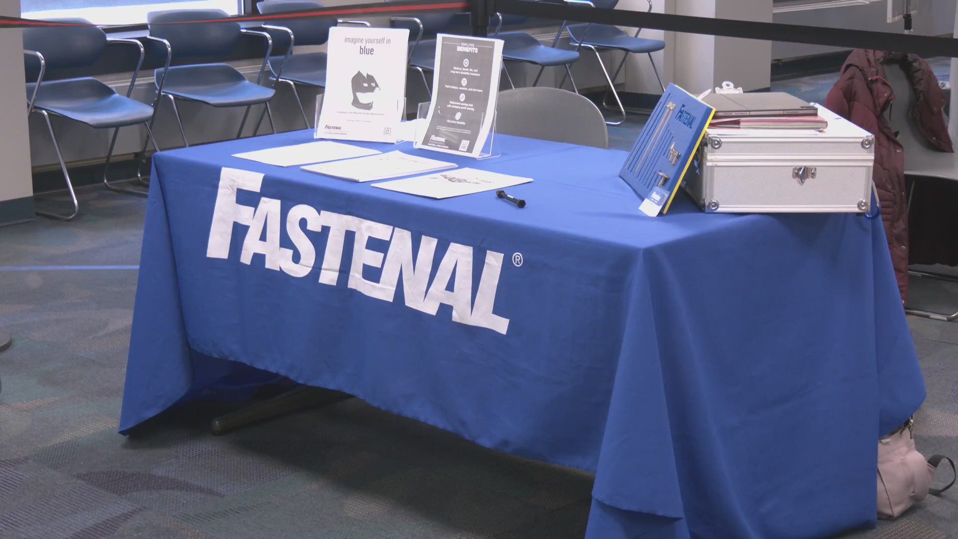 Fastenal holds job fair in Rockford – MyStateline | WTVO News, Weather ...