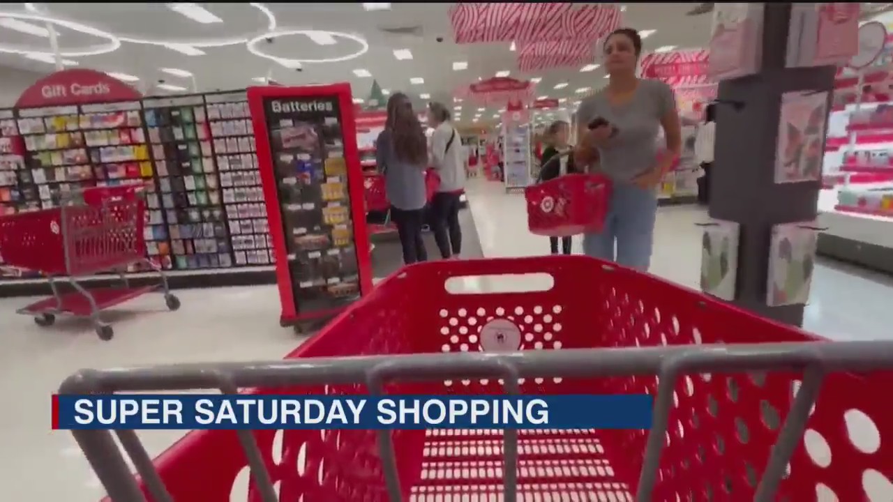 Last minute shoppers pack Tampa stores on Super Saturday – WFLA