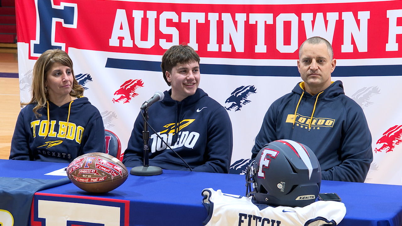 Fitch All-State kicker signs with Division I program – WKBN.com