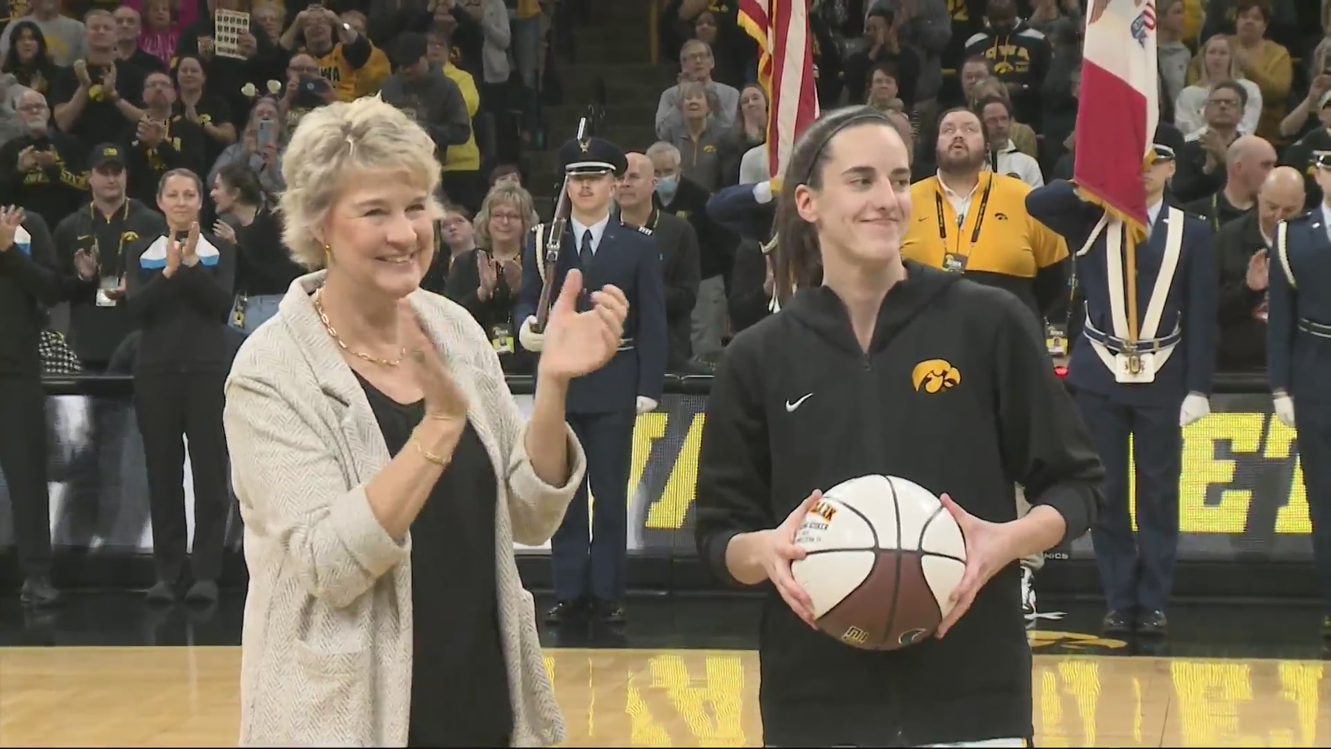 Lisa Bluder announces retirement after 24 years as Hawkeye women’s ...