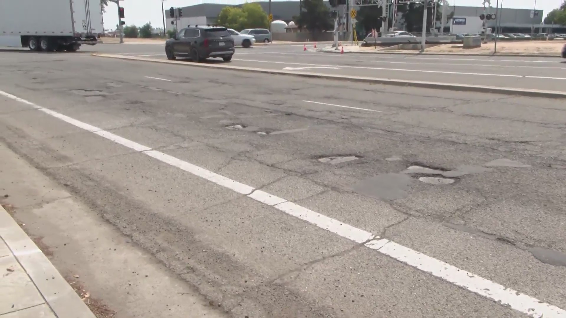 Potholes in Fresno roads: what is being done about them? – CBS47 and ...