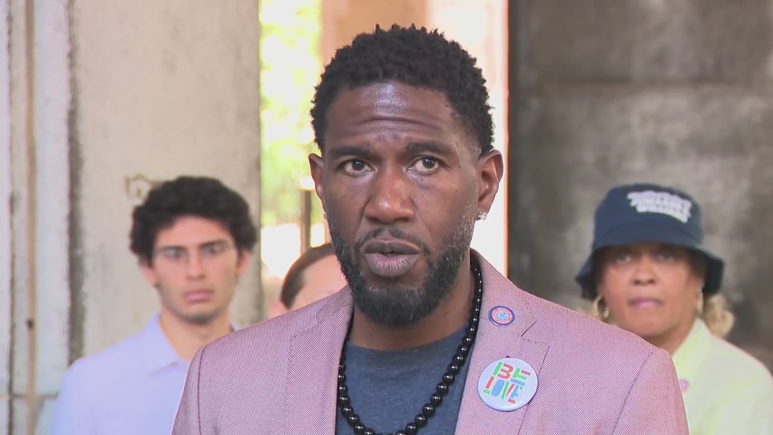 Officials question prolonged detainment at immigration court – PIX11