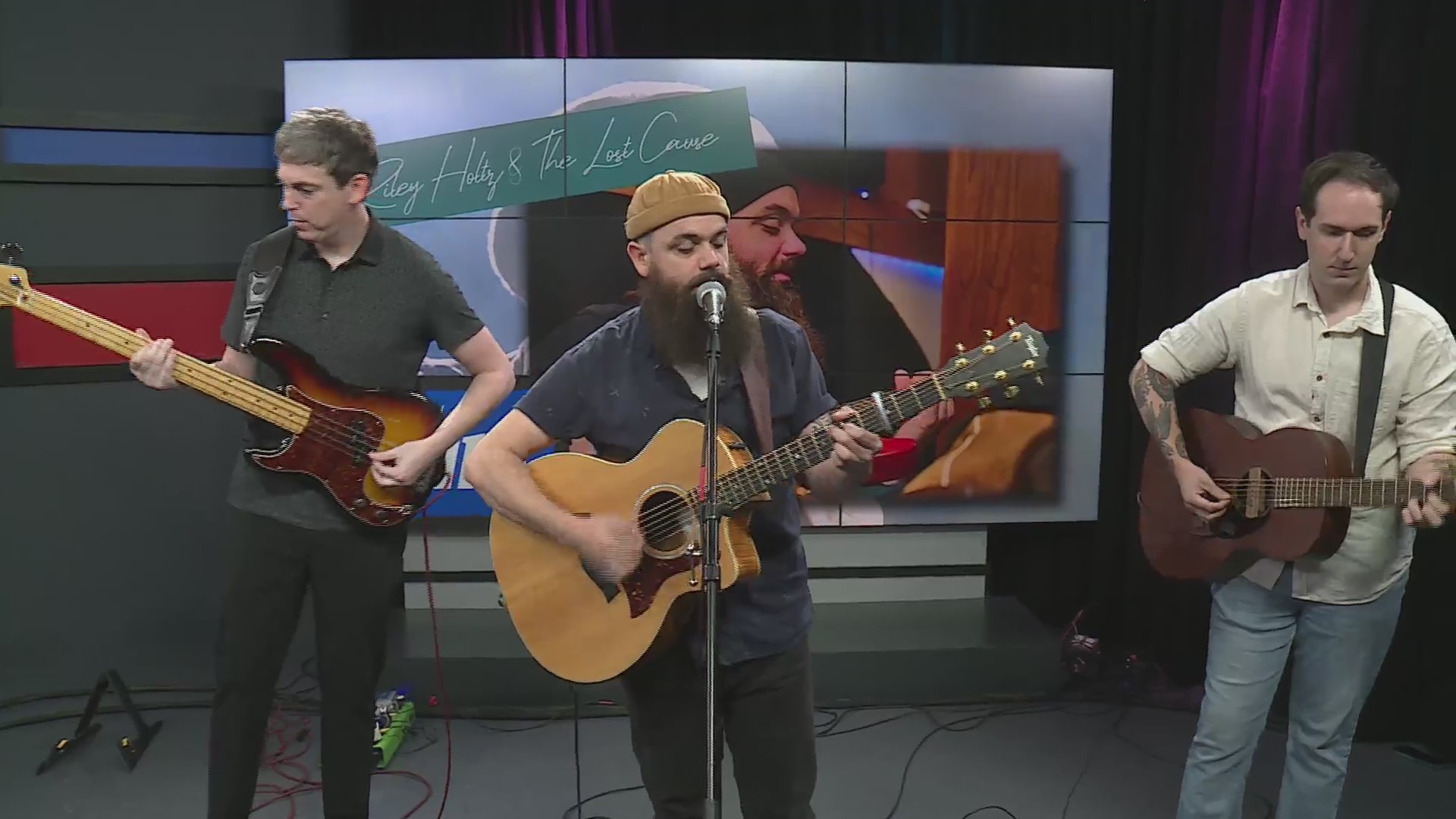 Riley Holtz and the Lost Cause performs – FOX 2