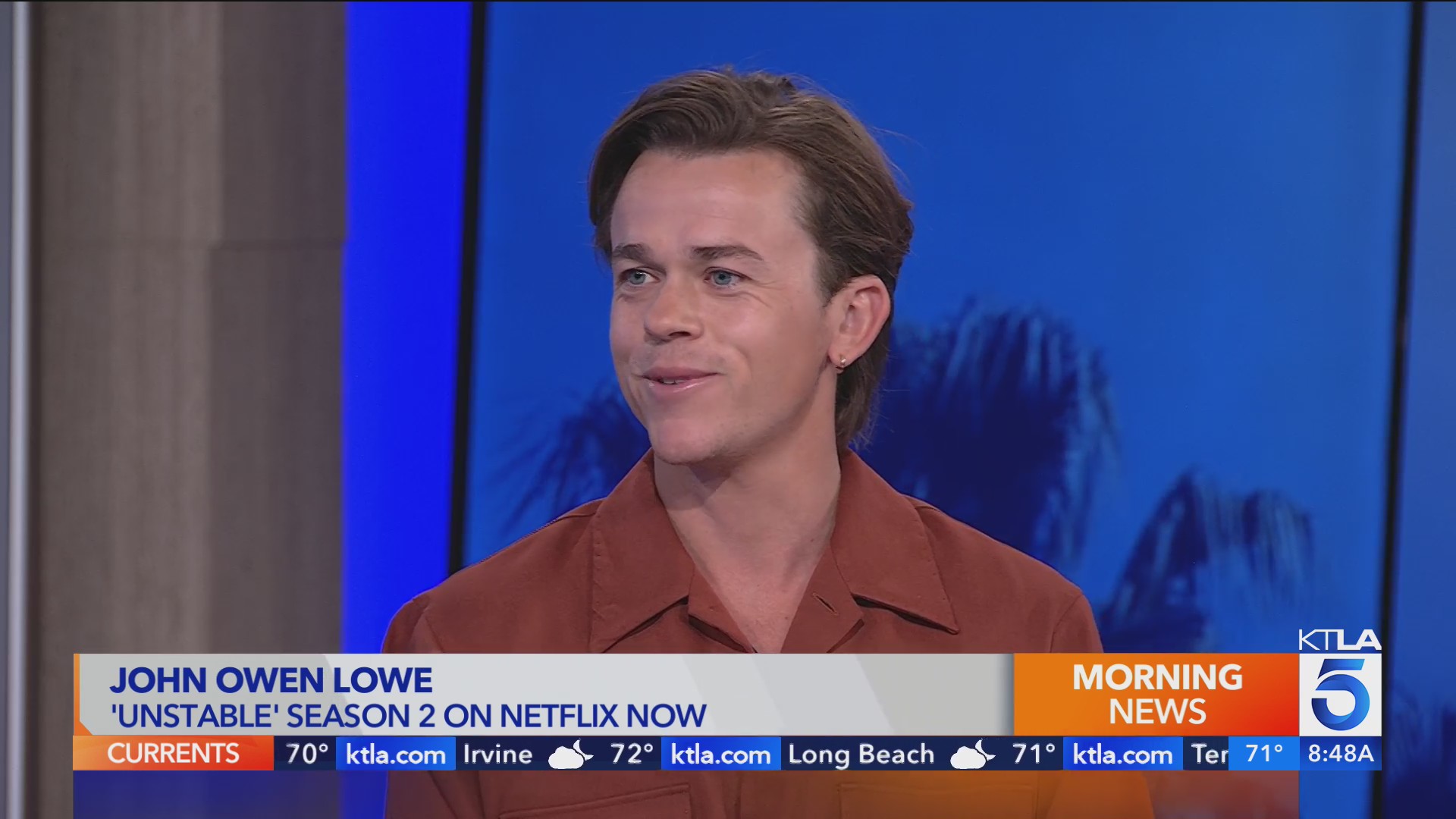 John Owen Lowe talks about working with his dad Rob Lowe in ‘Unstable ...