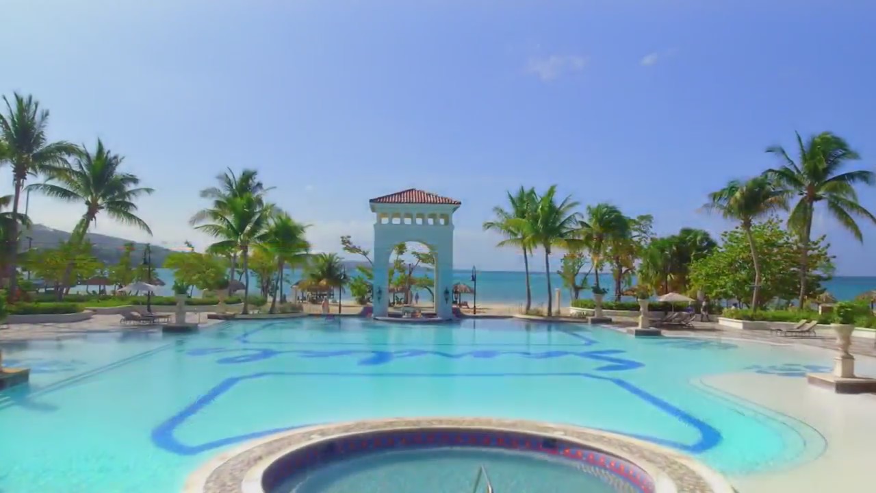 Sponsored Content: Great get-a-ways with Tara Sutherland Treadway ...