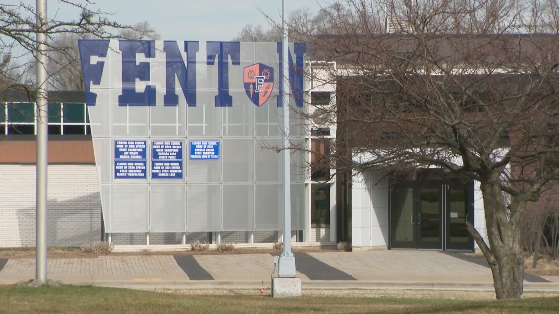 Parents protest promotion of interim superintendent after sex abuse ...