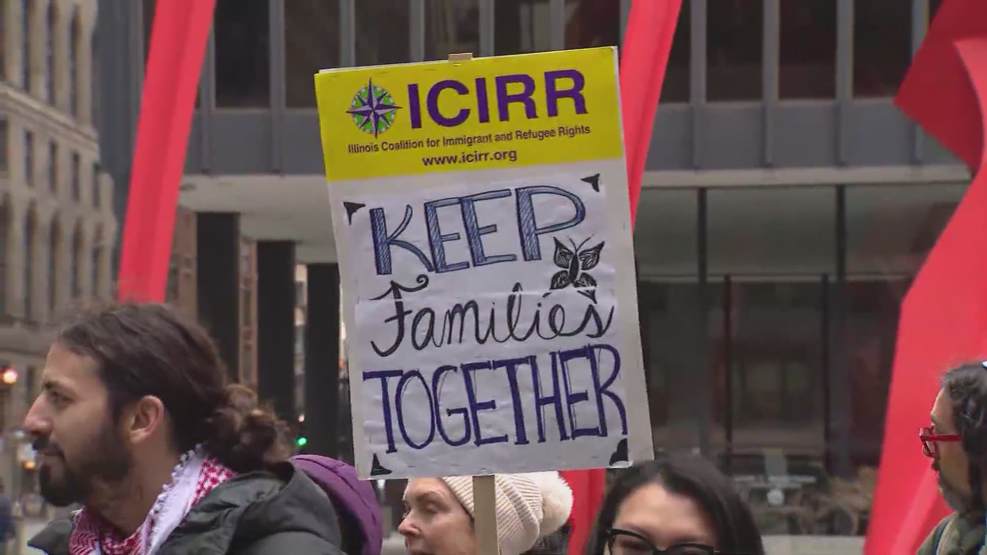 Federal Plaza protest targets proposed Trump travel ban 2.0 — WGN ...