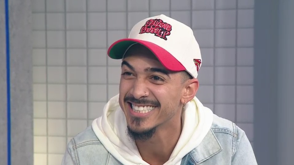 Justin Silva performs at New York Comedy Festival – PIX11