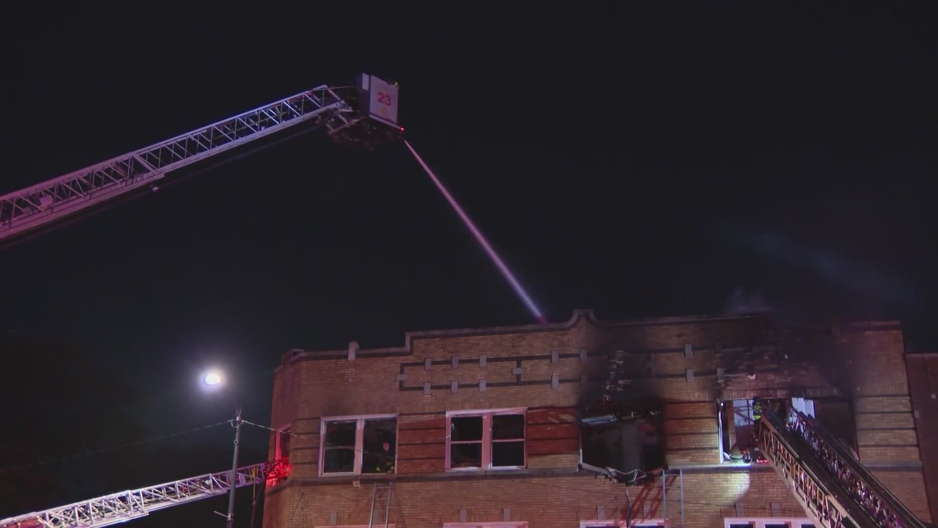 Balloon release underway for victims of suspected West Side arson – WGN-TV