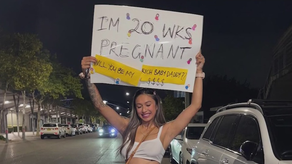 Drake suprises pregnant fan with VIP tickets and $30,000 – KTLA