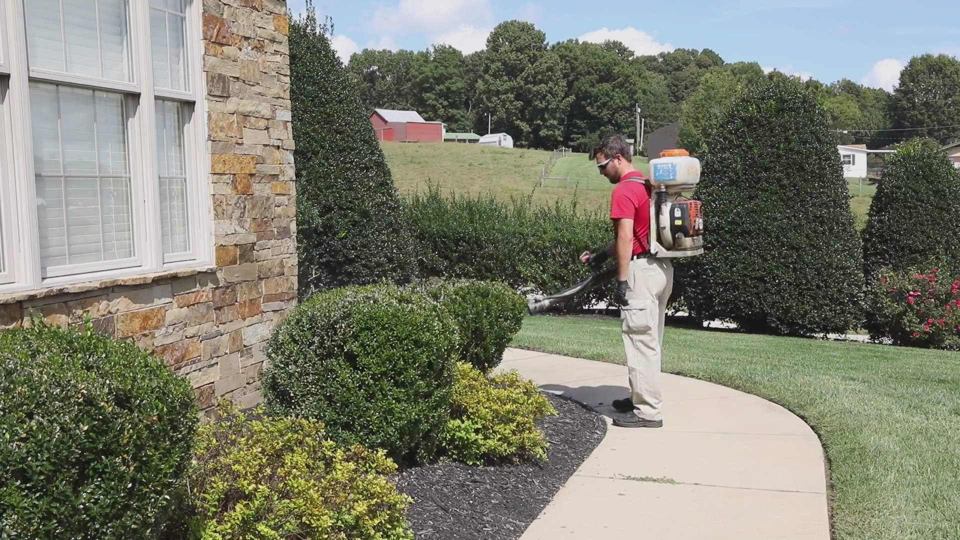 Sponsored Content: Fall lawn care & pest control with Barnes ...
