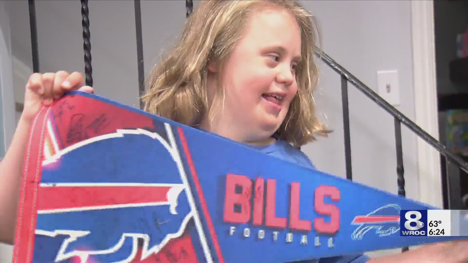 Penfield girl lands viral Josh Allen hug – RochesterFirst