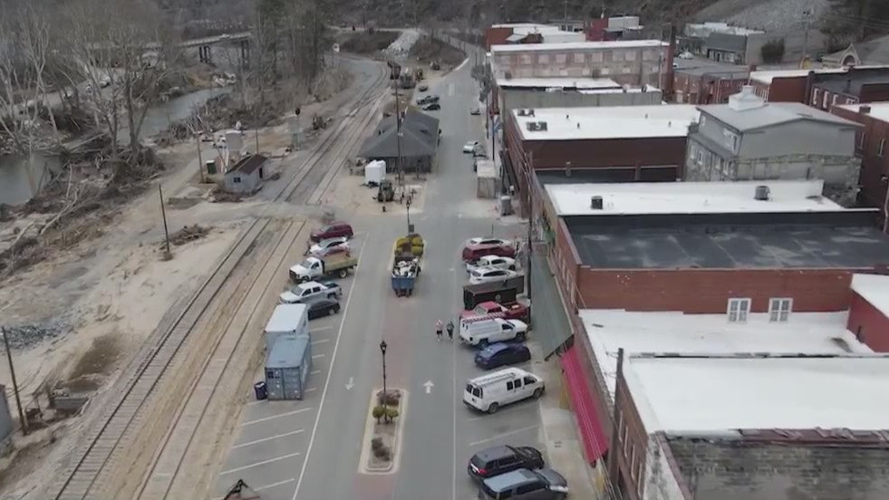 Business district in Spruce Pine rebuilds after Hurricane Helene – FOX8 ...