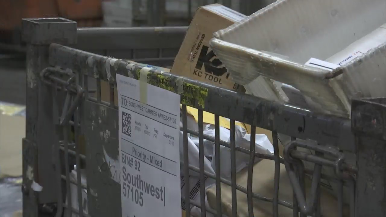 USPS ending Hy-Vee and Lewis Drug mail in Sioux Falls – KELOLAND.com
