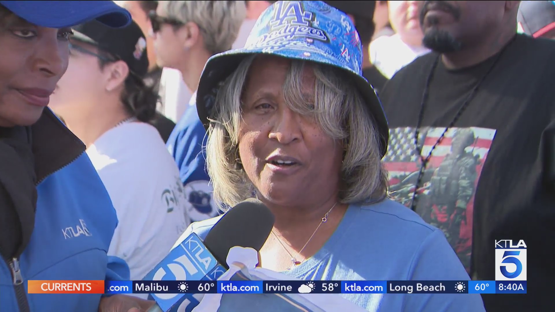Dodger Fans Prepare for the World Series Dodgers Parade – KTLA