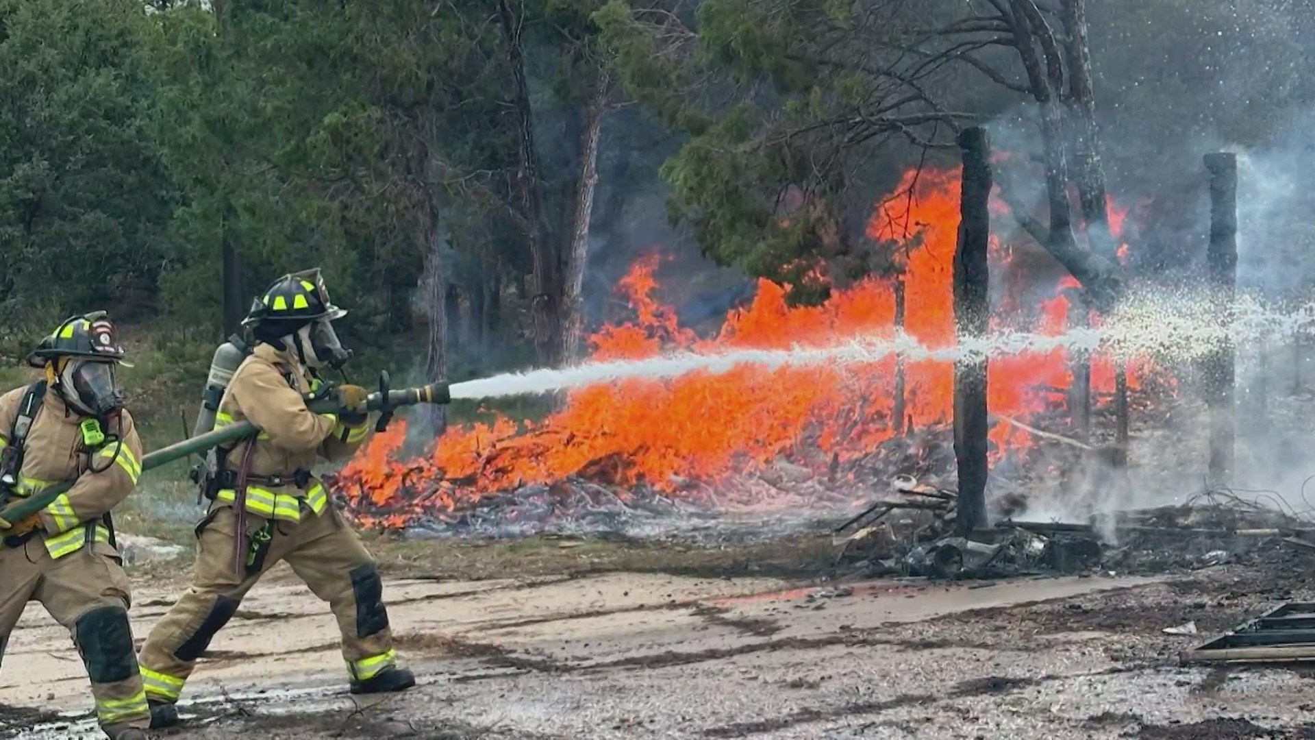 Bernalillo County fire crew tackles fire in mountains – KRQE NEWS 13 ...