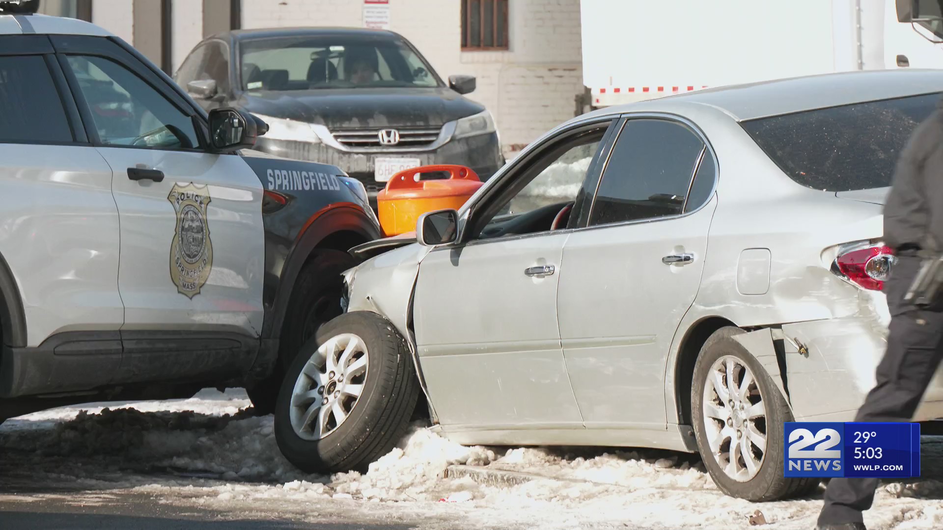 Driver arrested after causing chaos on Sumner Ave in Springfield – WWLP