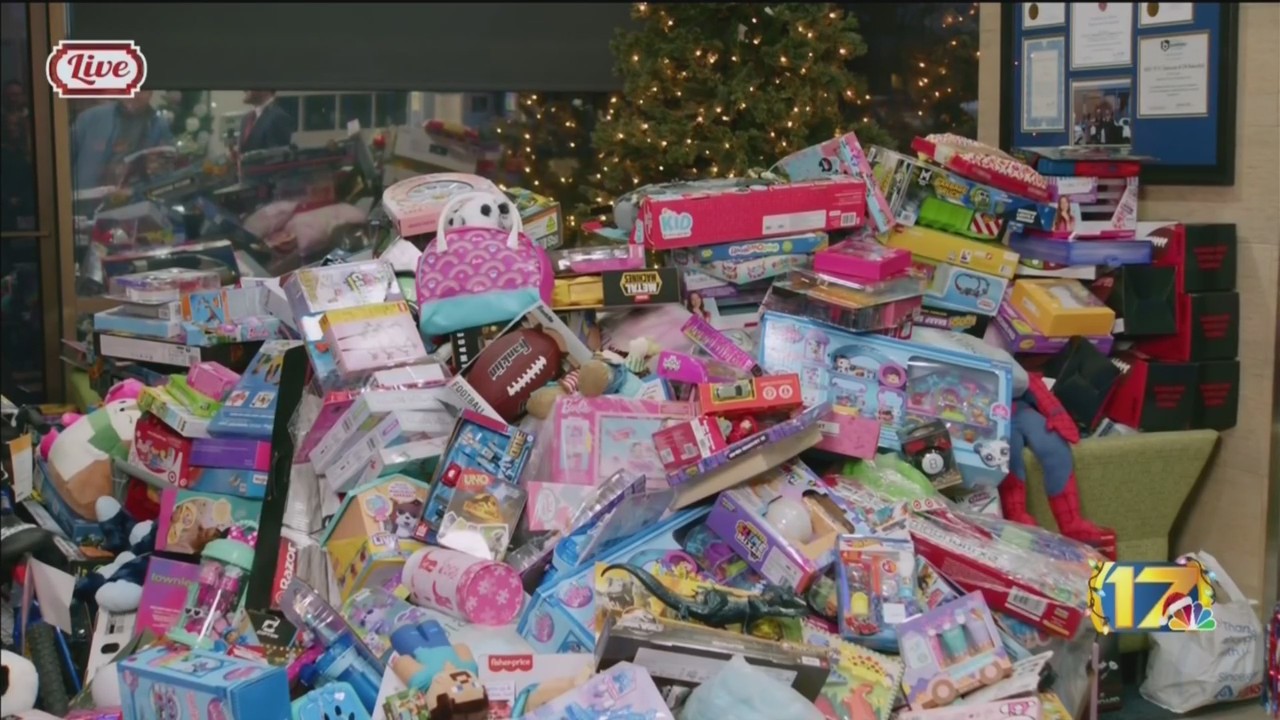 Centennial Elem. School student council explain the importance of ...