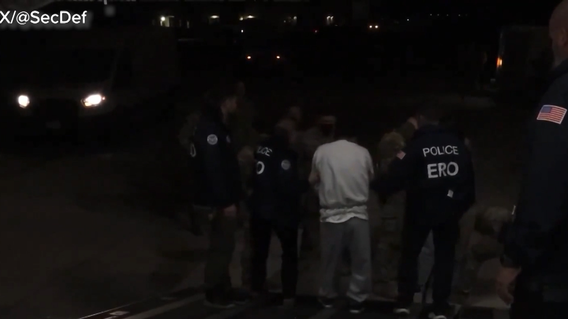 First video shows the arrival of migrants at Guantanamo – WBTW