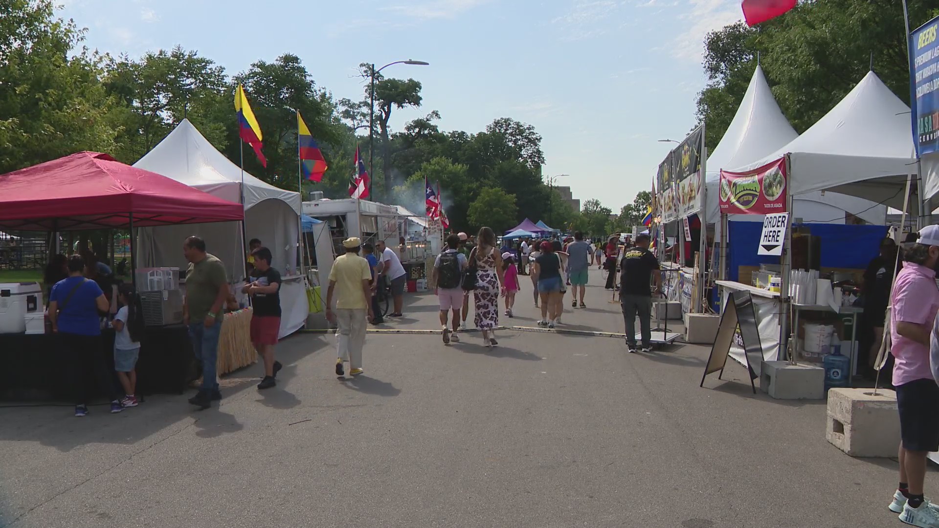 Chicago festival marks Colombian Independence Day amid political ...