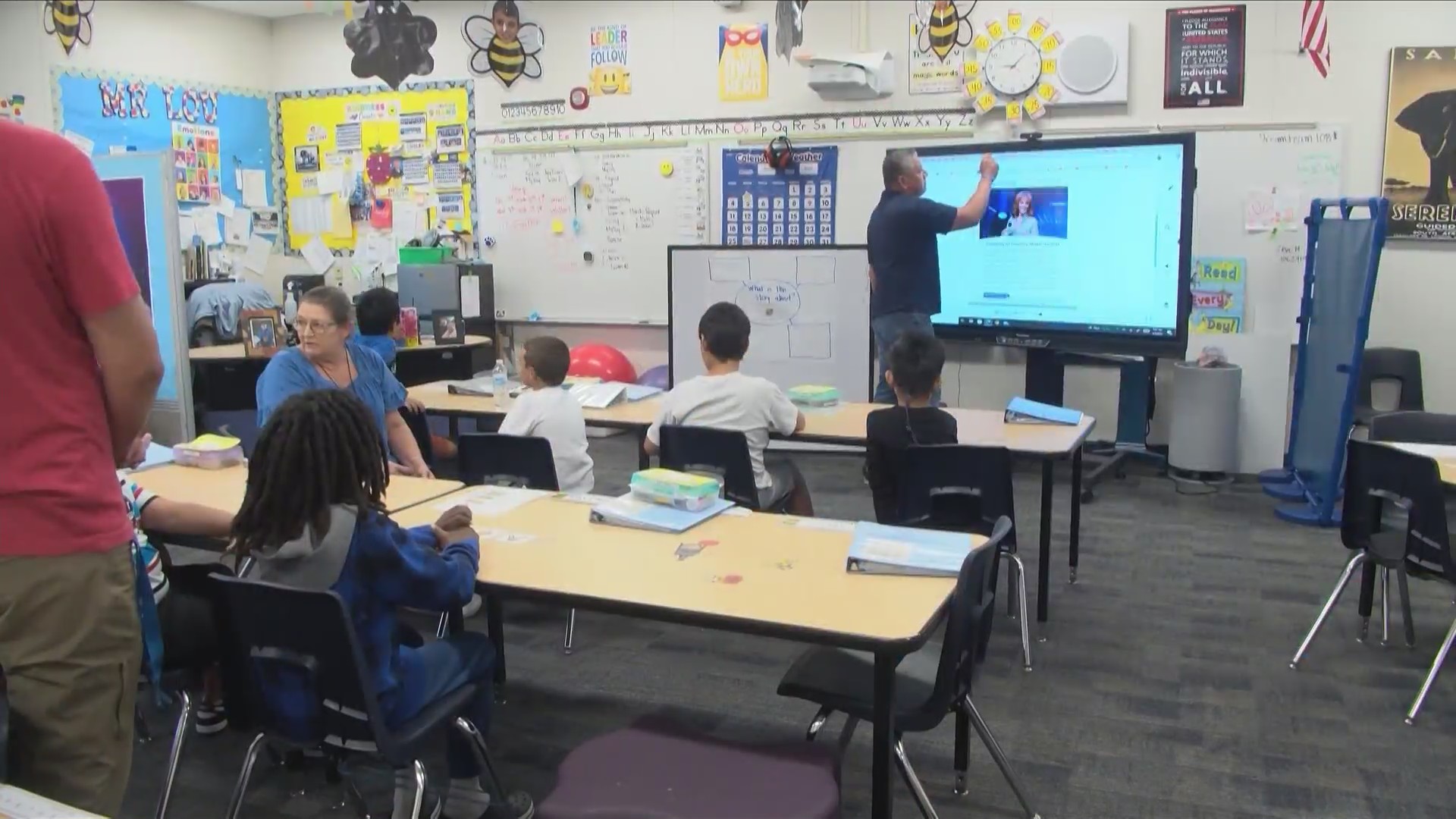 Educator of the Week: Mr. Aldaco of Figarden Elementary – CBS47 and ...
